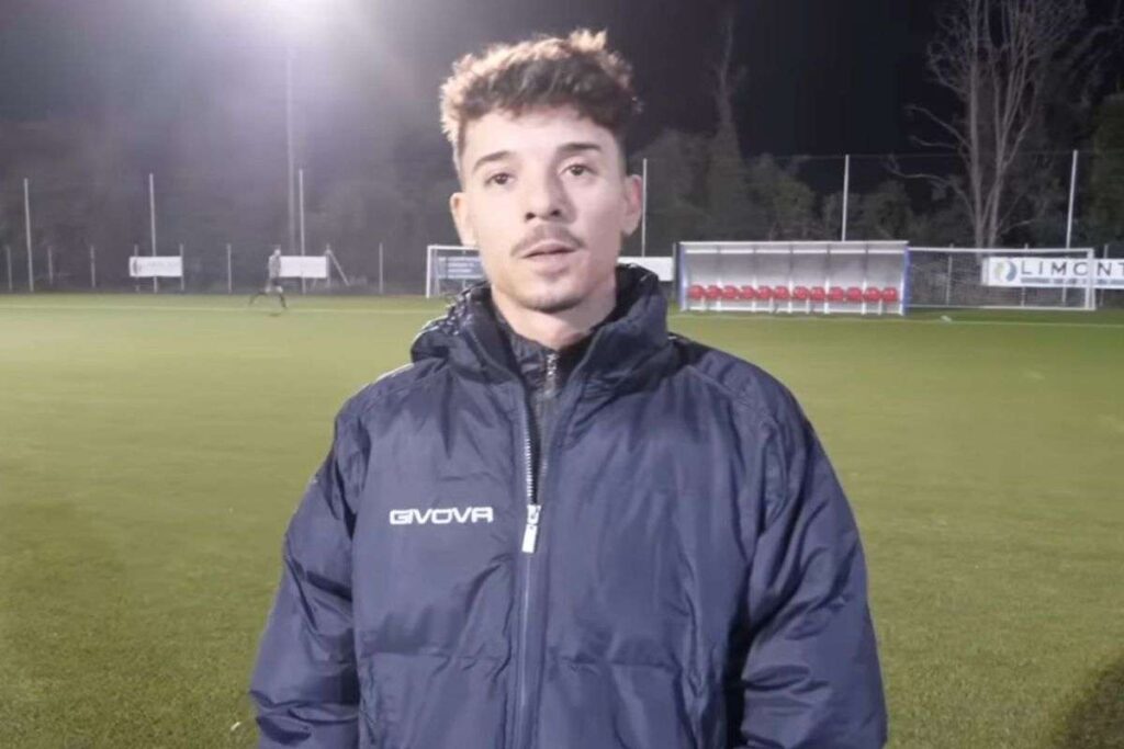 Tenta di aggredire l'arbitro: squalifica di due mesi per il noto calciatore